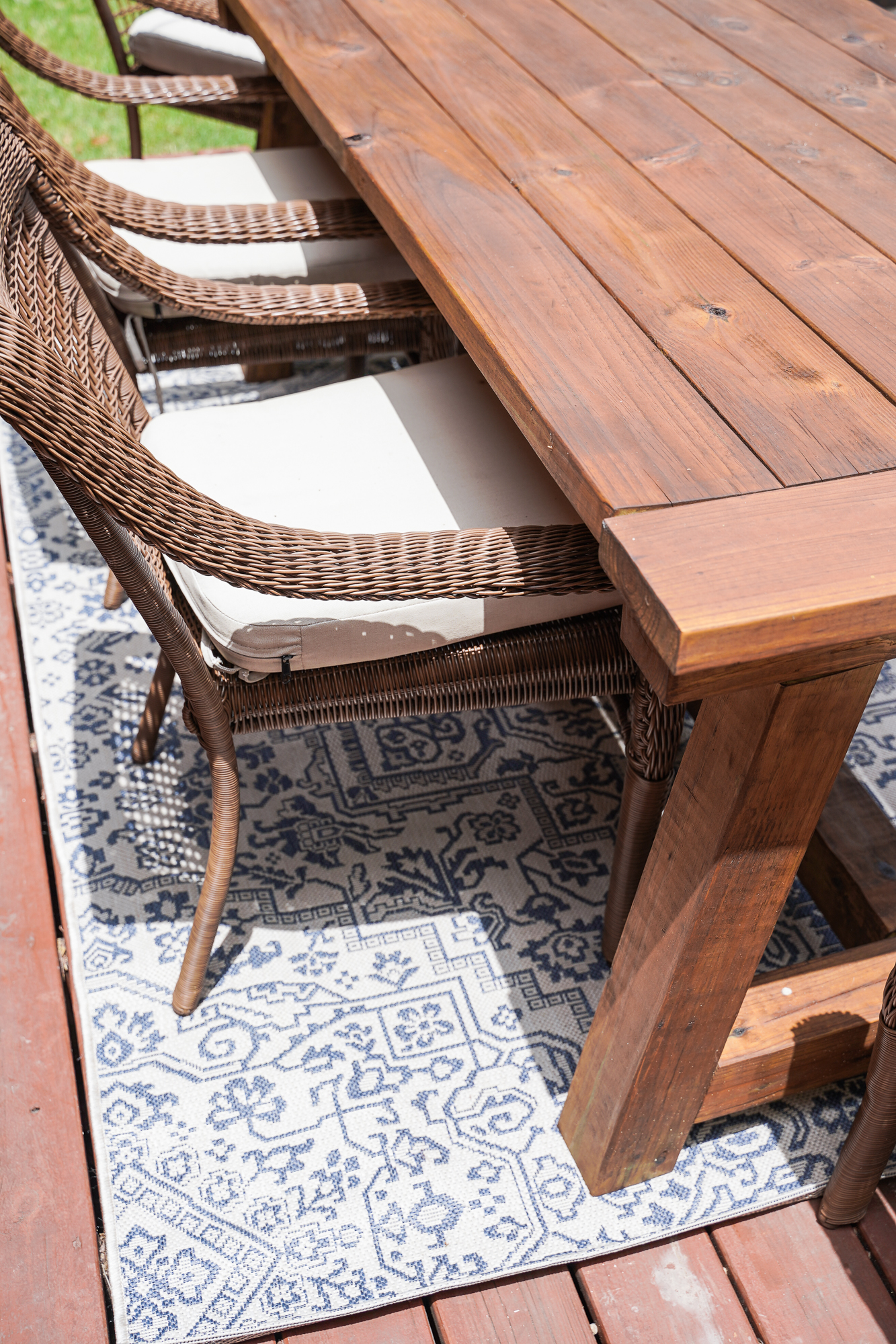 Building Our DIY Patio Table | Life on Beacon